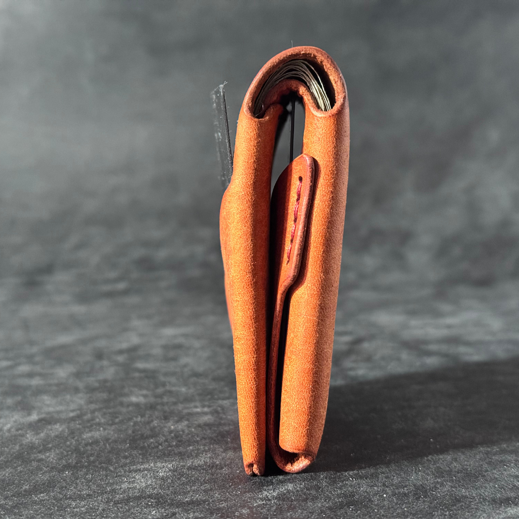 The Fold Wallet – Haptic Wallets